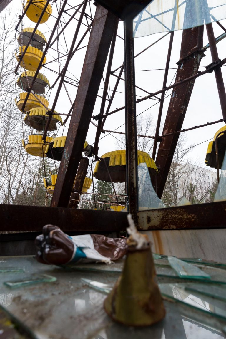 What does Chernobyl look like today? (and how we visited!)