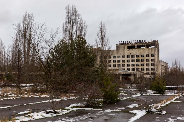 What does Chernobyl look like today? (and how we visited!)