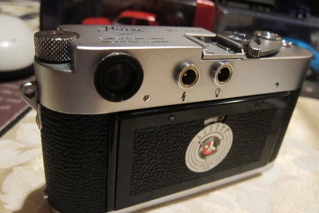 Leica M3 Review in 2023 - 35mm Rangefinder Film Camera