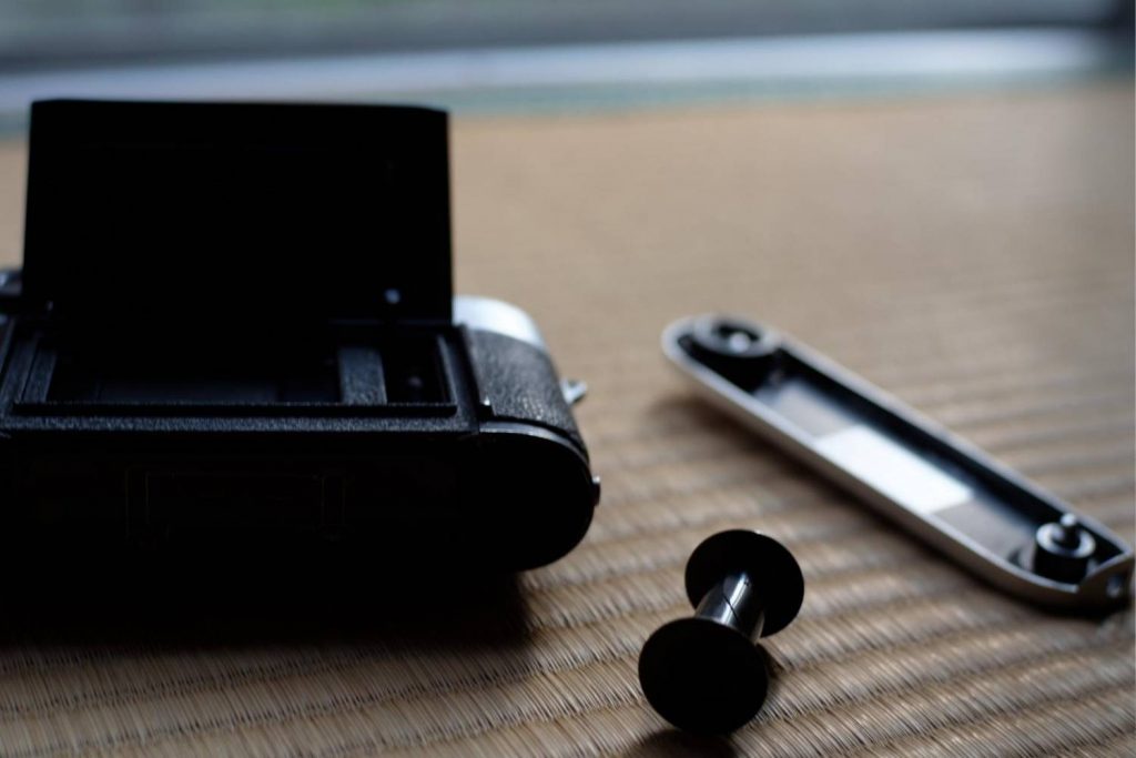 Leica M3 Review in 2022 - 35mm Rangefinder Film Camera